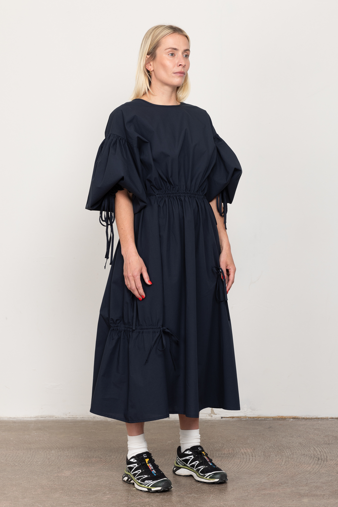 Black long drawstring dress – Buffet Clothing
